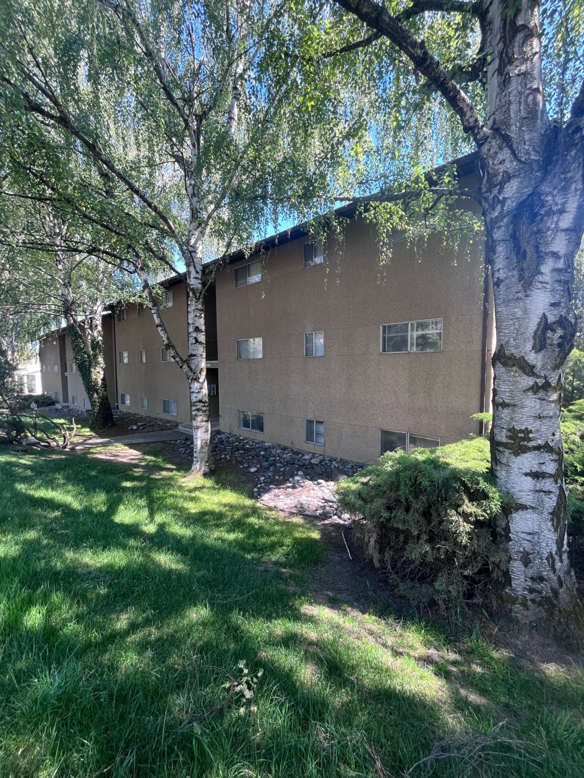 DRA | Real Estate, LLC.